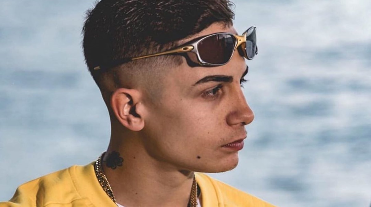 Após ter vídeo íntimo vazado, MC Hariel desativa conta no Instagram Após ter vídeo íntimo vazado, MC Hariel desativa conta no Instagram